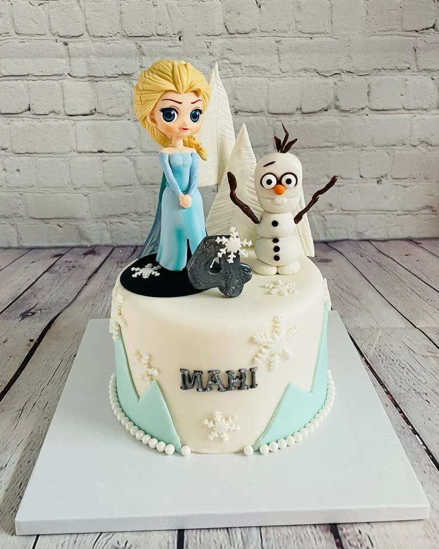 30 Best Frozen Themed Cake Ideas