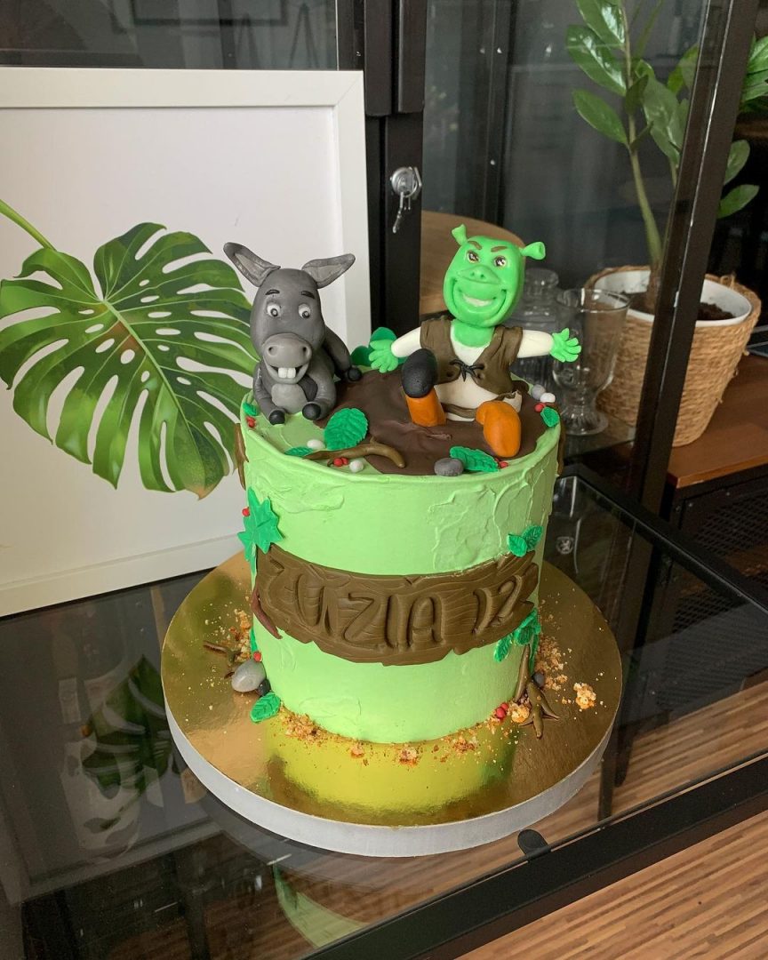 25 Best Shrek Cake Ideas