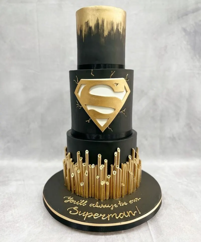 25 Best Superman Cake Ideas