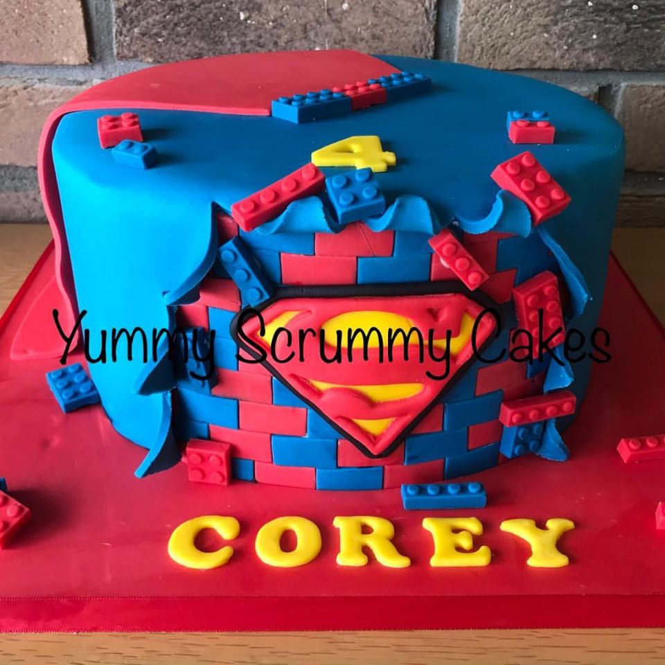 25 Best Superman Cake Ideas