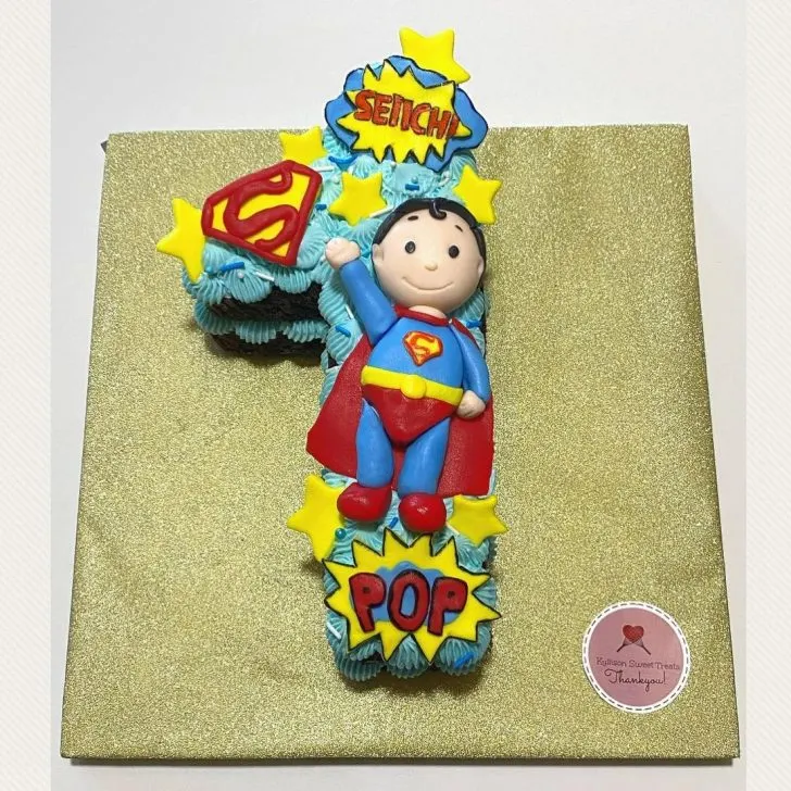 25 Best Superman Cake Ideas